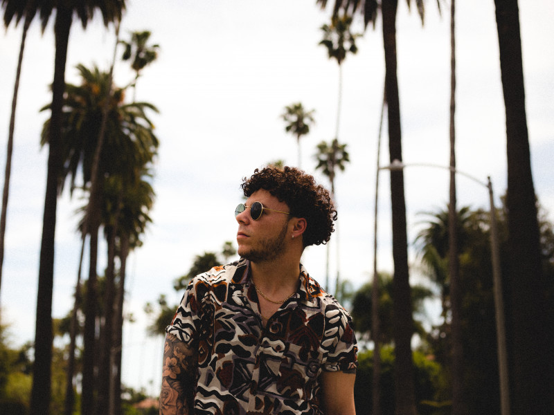 Michael Minelli | Opening Act